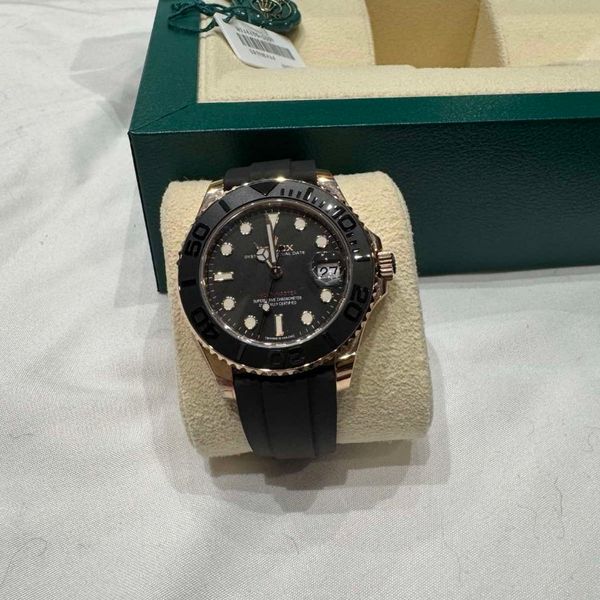 ROLEX YachtMaster Oysterflex 37mm Rosegold 268655 Sep 2022 ...