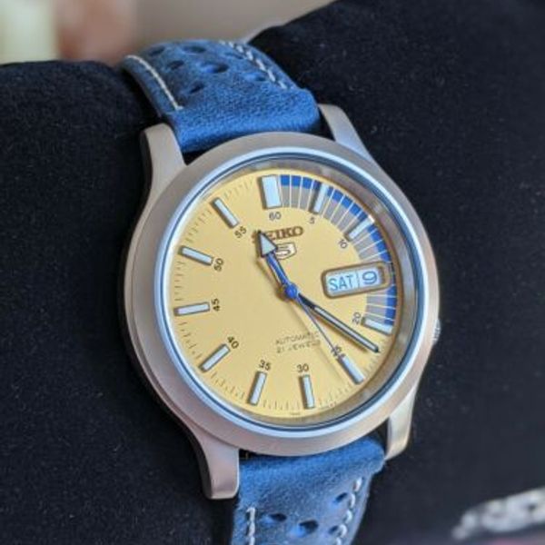 NWT Seiko 5 SNK809 Yellow Dial Mod | WatchCharts Marketplace