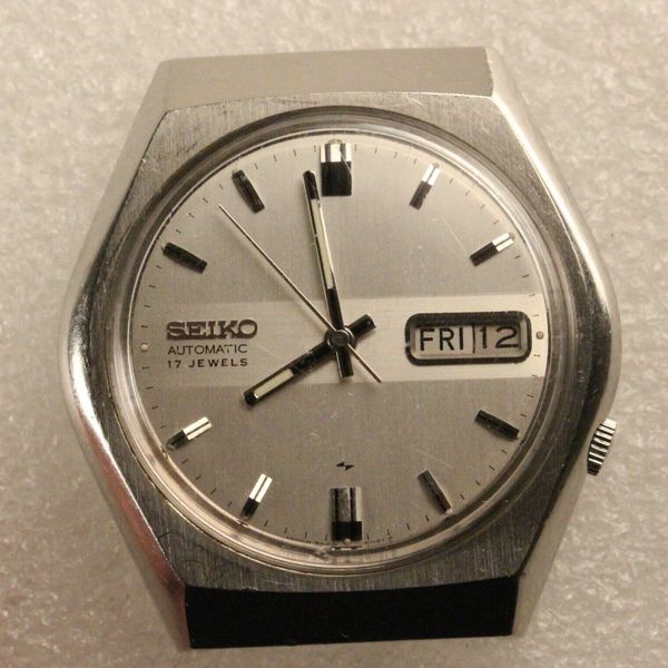 Vintage Seiko 7009-8069 Automatic 17J Men's Watch | WatchCharts