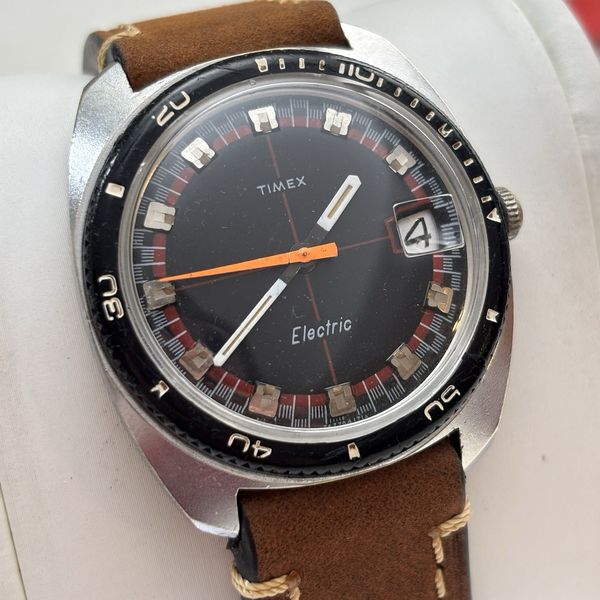 Vintage Original 1971 Timex Velocity Electric Men's Diver Watch - New ...