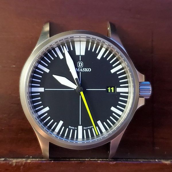 Damasko DS30 Yellow - Like new, box and papers + both stock straps w/ buckles | WatchCharts ...