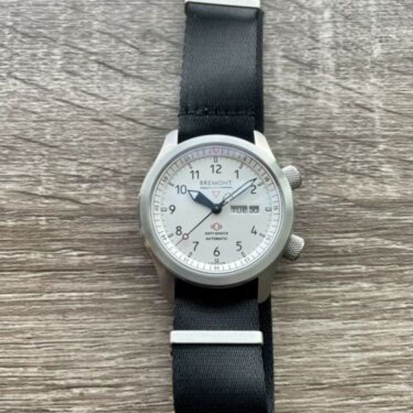 Bremont Martin-Baker MBII White Watch Orange Barrel 4 Straps, Full Set ...