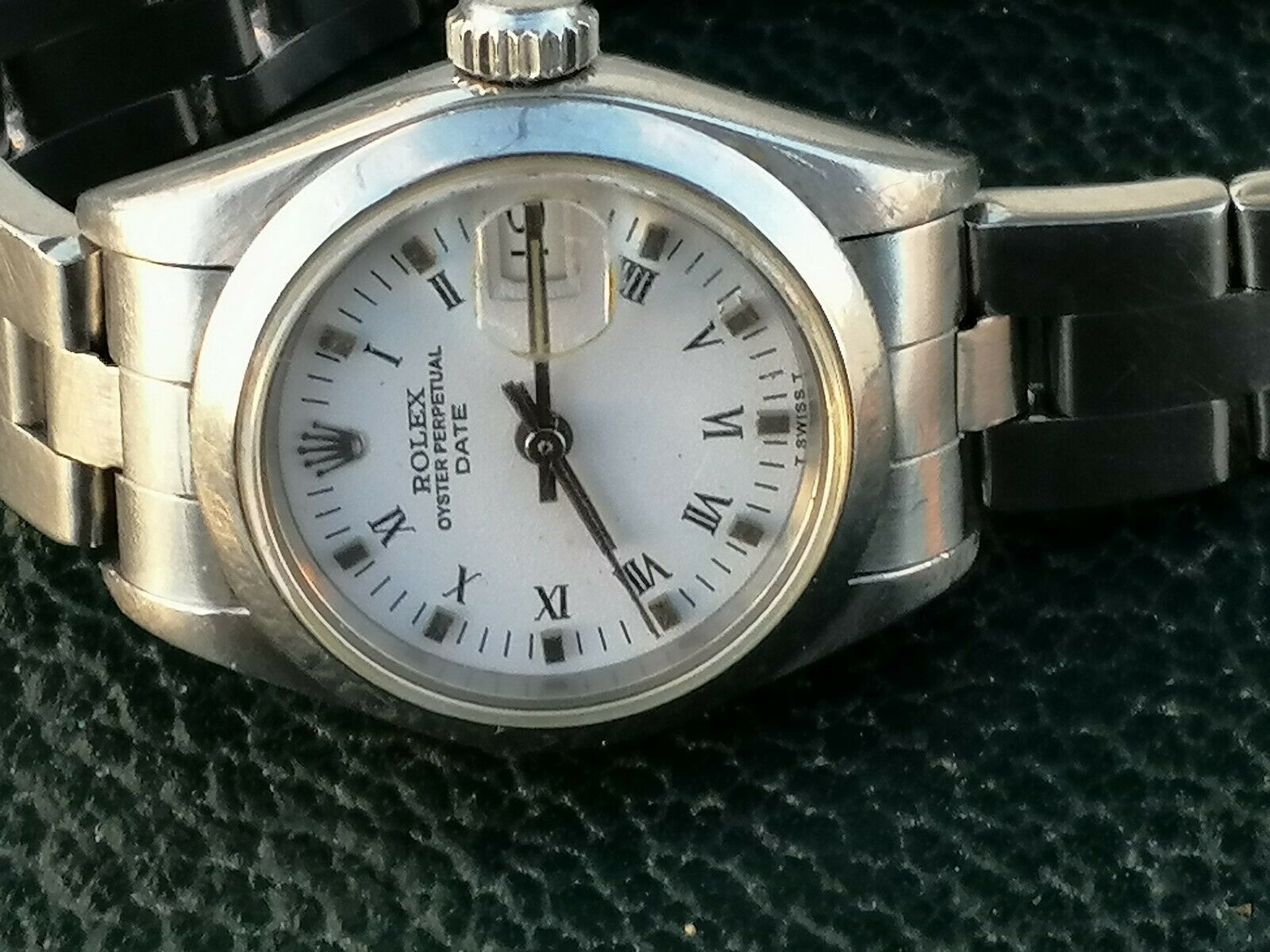 Rolex oyster perpetual date ladies ref 69160 cal 2135 band 78340 / 590B ...