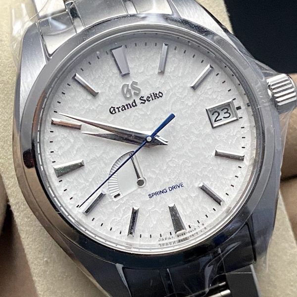 FS: Grand Seiko SBGA211 Snowflake - New Full Set | WatchCharts Marketplace
