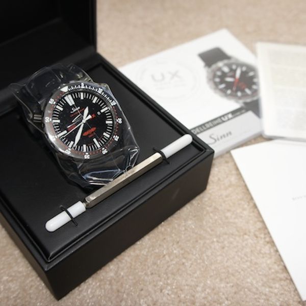 WTS New Sinn UXS GSG9 on Silicon | WatchCharts