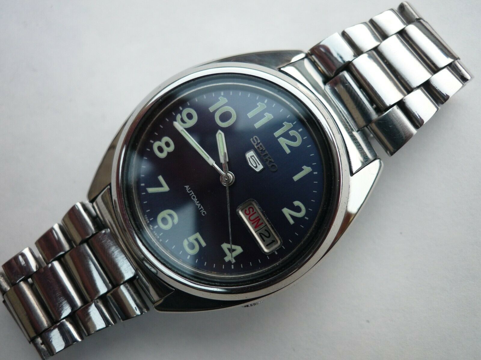 Seiko 5 Automatic 17 Jewels 7009-3180 Day-Date Shiny Blue Dial Watch ...