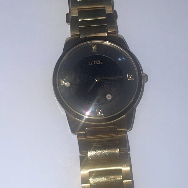 GUESS U0428G1 Gold-Tone Black Dial Diamond Accent Designer Watch NEEDS ...
