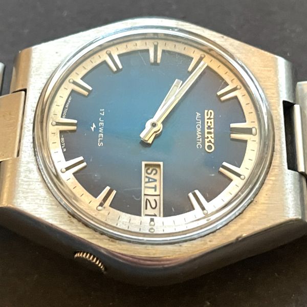 Vintage Seiko 7009-8079 Automatic Men's Watch Parts/Repair Silver Bracelet Blue | WatchCharts ...