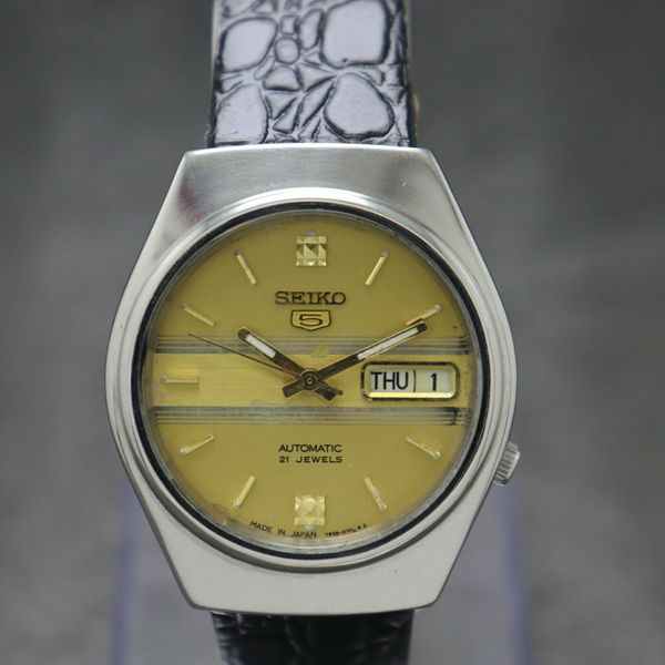 Vintage Seiko 5 Automatic Movement 7s26-7030 Japan Made Men's Watch ...