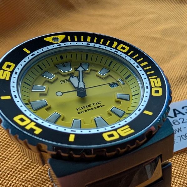 Seiko "Caesar" Kinetic Yellow Dial 5M62-0BR0 (SKA385) Diver's Watch ...