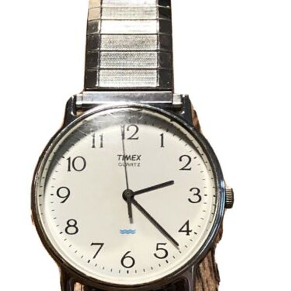 Timex Quartz 395 LA Cell Water Resistant Men’s Wristwatch w New Battery ...