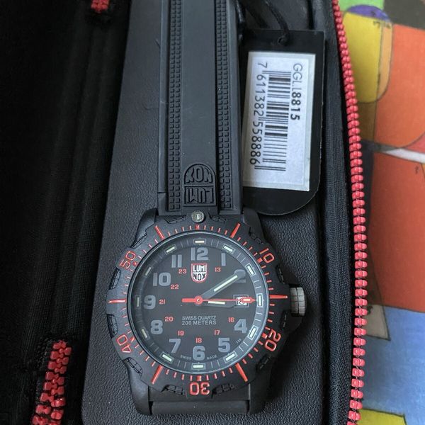 Luminox Navy Seal 8815 Black/Red Dial Carbonox Black Ops Quartz 200M ...