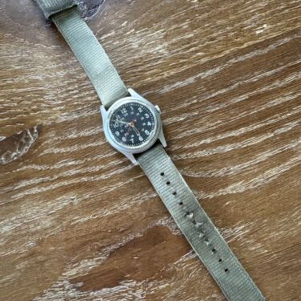 Hamilton Mil-W-46374B Military Watch Sept 1982 - Running | WatchCharts ...