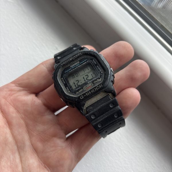 Casio G-Shock DW-5600 (901) Japan Digital VIntage Chrono Light Screw ...