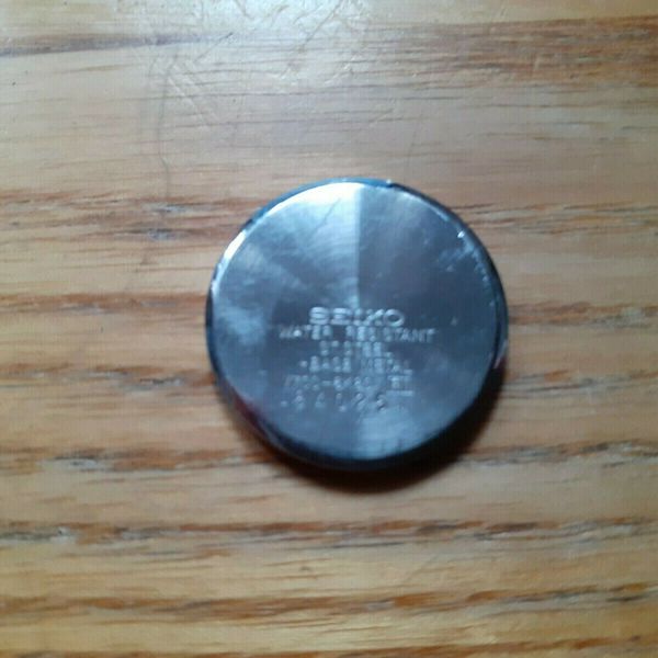 Seiko V700 6k80 - Ladies watch - Back Plate - For Spares | WatchCharts ...