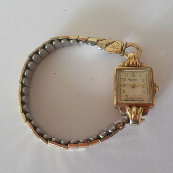 9ct Gold Vintage Ladies Everite Watch Hallmarked + Display case ...