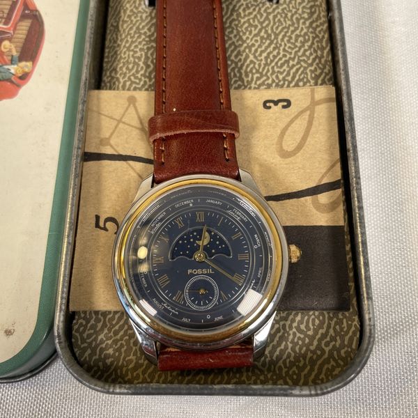 VINTAGE N.O.S 1992 FOSSIL TIME WATCH New in Box 90s | WatchCharts ...