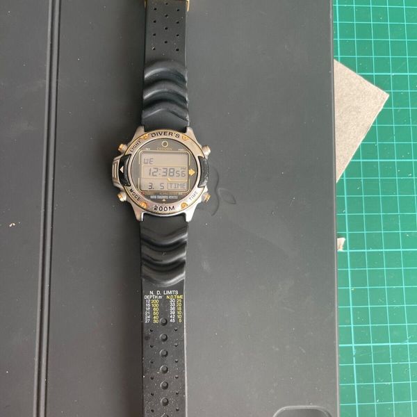 Vintage Citizen Digital Promaster Hyper Aqualand Diver Watch D203 ...