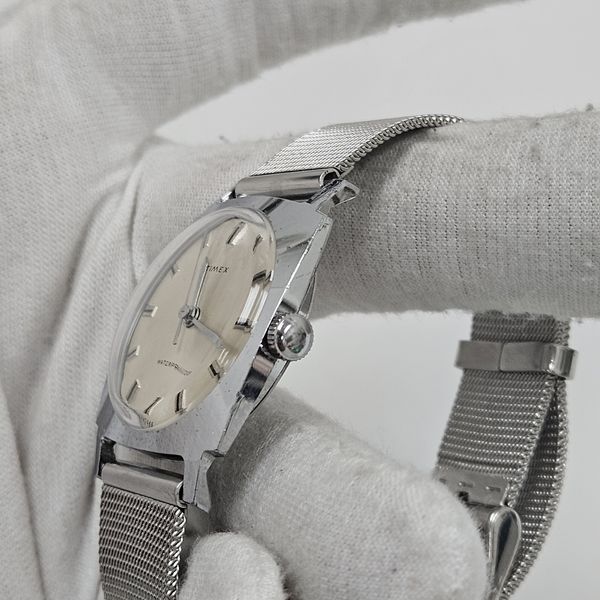 1969 Timex Sprite Mechanical Men's Wrist Watch - Tank Style Case ...