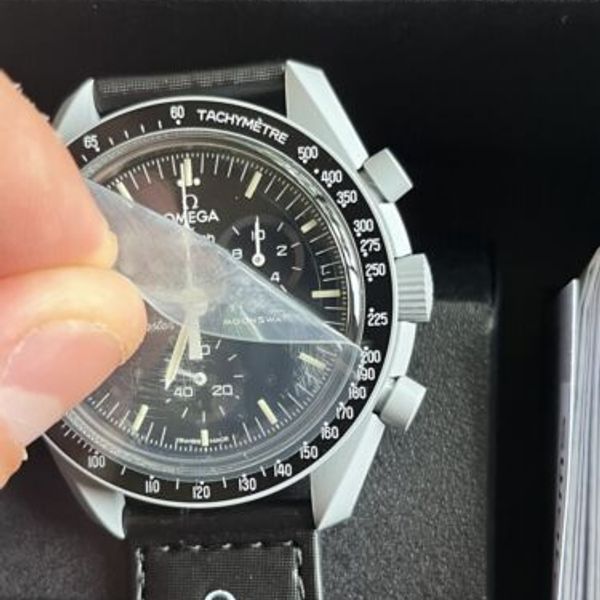 MoonSwatch SO33M100 Black Dial. “Mission To The Moon” Top Sticker ...