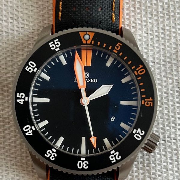 Damasko DSub3 Updated and Reduced. [$1,175 USD] | WatchCharts Marketplace
