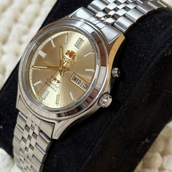 Vintage Orient 3 Star Crystal Men's Watch Gold Dial Japan Made ...