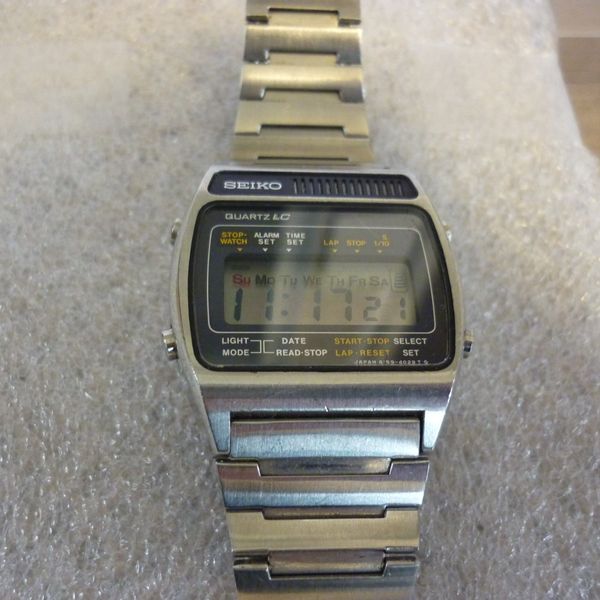 VINTAGE SEIKO LC QUARTZ WATCH MENS DIGITAL ALARM CHRONO NEW BATTERY ...