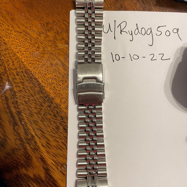 [WTS] Seiko SKX009 with nato strap and strapcode jubilee bracelet ...