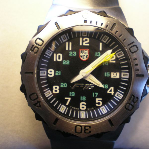 Luminox F-16 | WatchCharts Marketplace