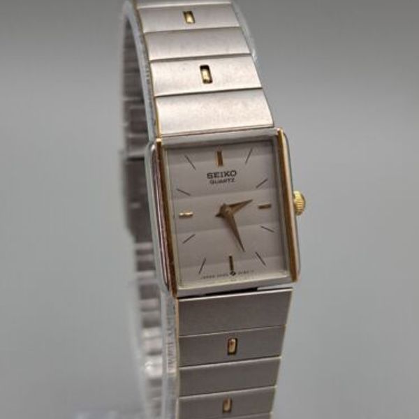 Seiko 2P20-5B40 Ladies Vintage Watch | WatchCharts Marketplace