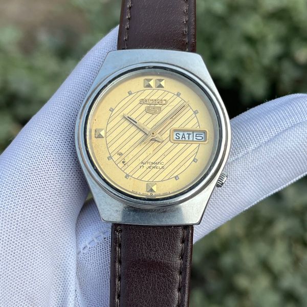 Vintage Seiko 5 Automatic 17 jewels Made In Japan Menâ s Watch 6309-7330 | WatchCharts Marketplace
