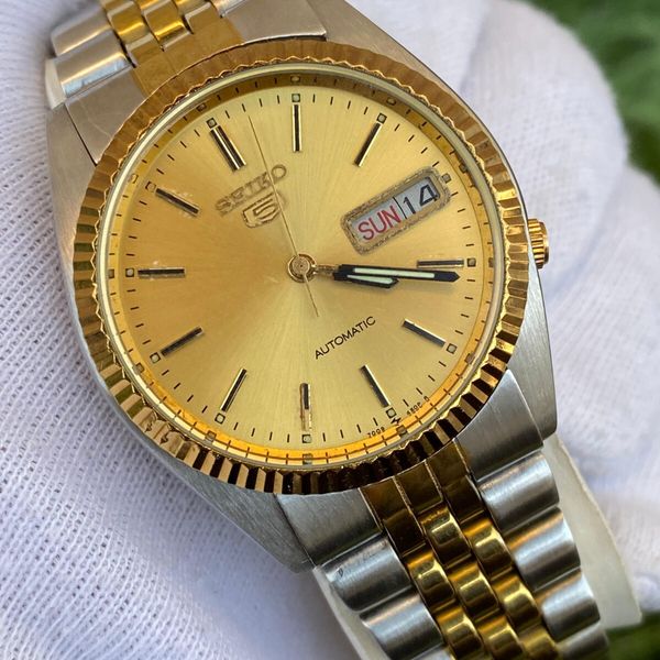 Vintage Seiko 5 Men's Automatic Watch 7009-3111 Fluted Bezel Day/Date ...