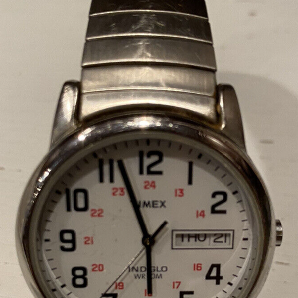 Men's Silver Tone Easy Reader 2N091 Timex Watch WR30M Indiglo Day Date Working | WatchCharts ...