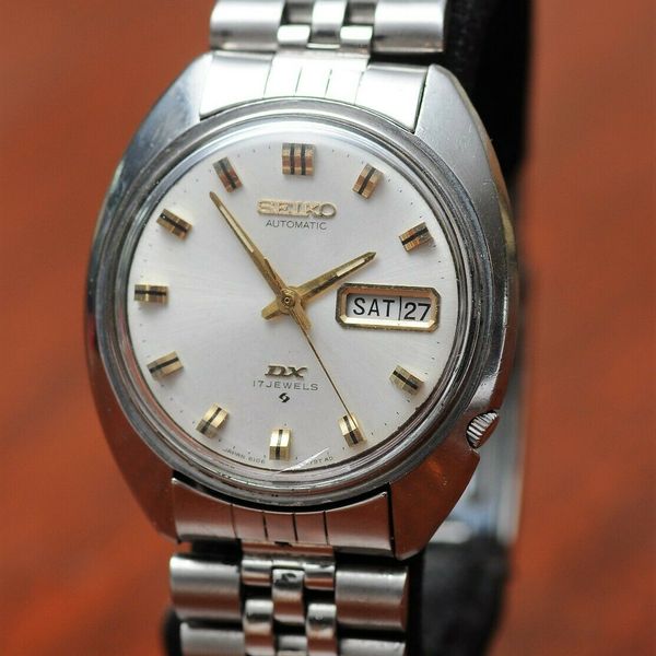Seiko DX Automatic 6106-7079 17-Jewel Day Date - Stainless / Silver ...