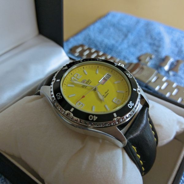 [WTS] Orient Mako - Yellow CEM65001YW | WatchCharts Marketplace