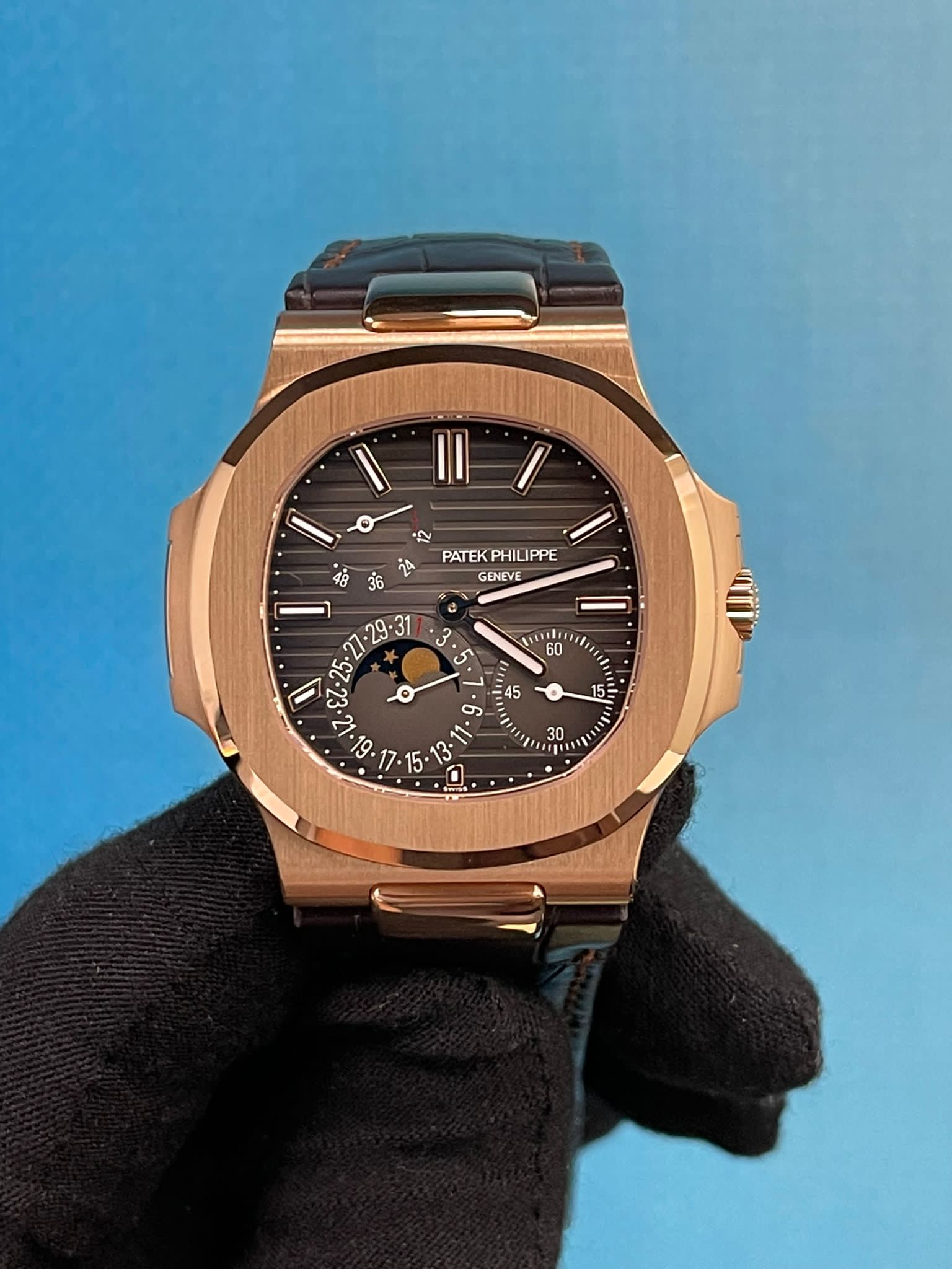 Patek Philippe 5712R Rose Gold Nautilus | WatchCharts