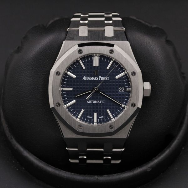 FSOT: Audemars Piguet - Royal Oak - 15450 - BLUE Dial - Complete Set ...