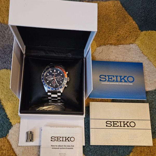 Seiko Prospex Speedtimer Go Large 41mm Pepsi Solar SSC913P1 ...