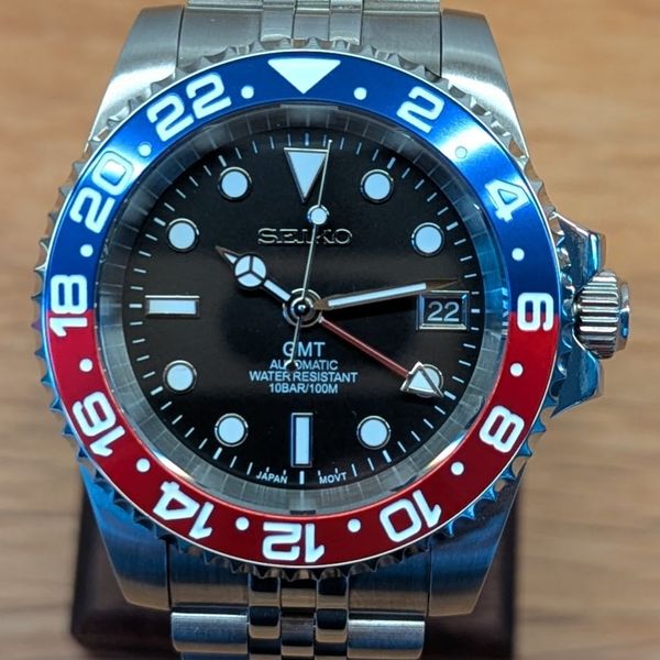 Custom Seiko MOD GMT Master Pepsi, display case back and jubilee ...