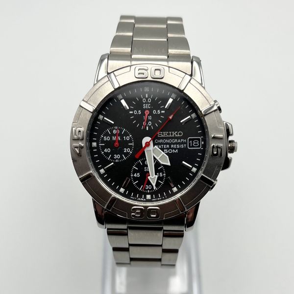 Seiko V657-8069 Quartz Chronograph 50M WR 38mm Black Dial Date Function ...