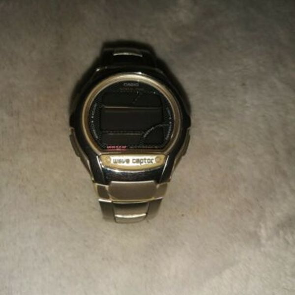 Casio Wave Ceptor Radio Controlled Watch Water Resistant 50 Metres ...