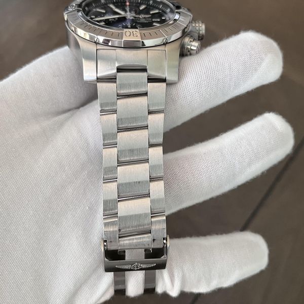 [wts] Breitling Super Avenger Chronograph A13375 48mm | WatchCharts ...