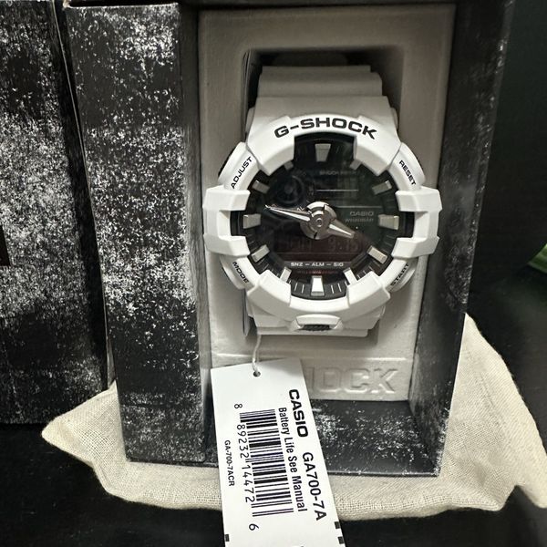 CASIO G-SHOCK 5522 GA700-7A Series Analog-Digital | WatchCharts Marketplace