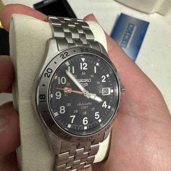 Seiko 5 Sports Field GMT Automatic Men's Watch | WatchCharts Marketplace