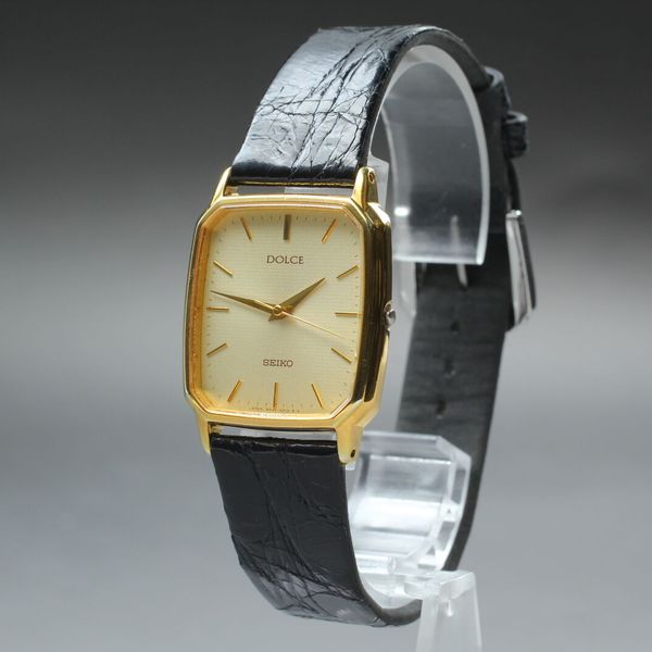 Vintage [Exc+5] Seiko Dolce 8N41-5160 27mm Gold Dial Quartz Men's Watch | WatchCharts Marketplace