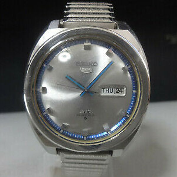 Vintage 1968 SEIKO Automatic watch [SEIKO 5 DX] 25 Jewels 6106-8180 Rare Dial | WatchCharts ...