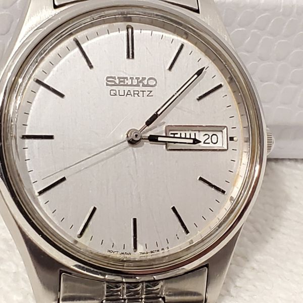 Vintage Seiko Men's Day Date Quartz Watch Stainless Steel Silver Dial ...