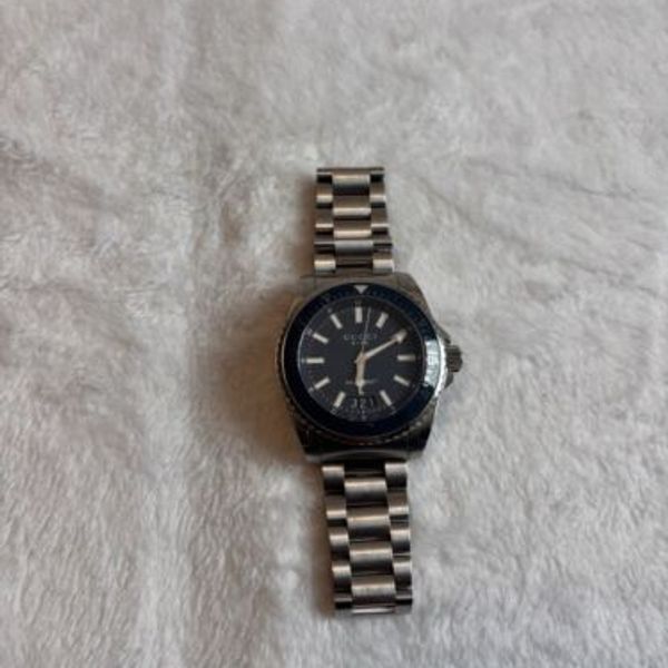 Gucci Dive Blue Dial Stainless Menâ s Quartz Watch Has Wear Needs ...