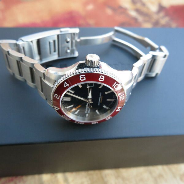 Christopher Ward C60 Trident 3 GMT 600. 38mm Black dial/ Red bezel ...