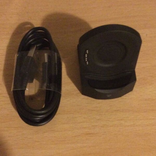 TAG HEUER CONNECTED E4 Charger Stand 45mm | WatchCharts Marketplace